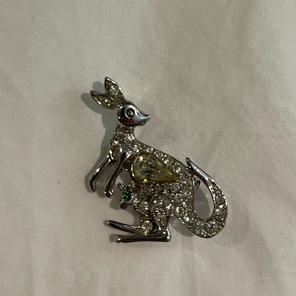 Jewelry | Vintage Kangaroo Brooch Pin Crystal Rhinestone Silver | Poshmark